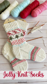 Erica's Jolly Socks Knit Pattern! - Confessions of a Homeschooler